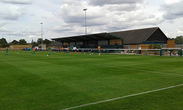 Waders await Ware - Ware FC